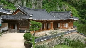 Learn-About-Traditional-Hanok-Architecture | Tour To Review